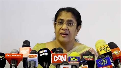 රත්නපුරයෙන් විශාල ශබ්දයක් රනිල් සජිත් එක් කරන්න 14ක් සාක්ච්චා තලතා