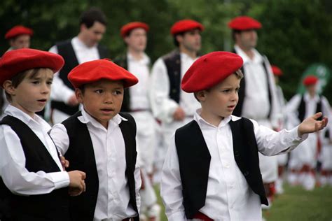 Vascos Definición Origen Historia Y Mucho Mas De Ellos