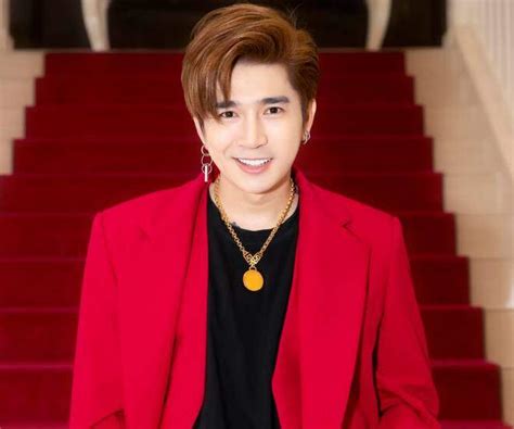 Chi D N Nam Ca S T Ng C M Vay Ti N Gi P G Y D Ng S Nghi P Tr C Khi Qua I Livestream