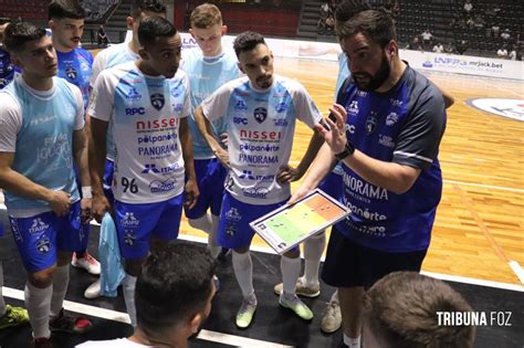 Foz Cataratas Goleia Corinthians Fora De Casa Tribuna Foz