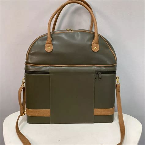 Bnwot Artistry Hard Case Travel Bag Khaki Tan