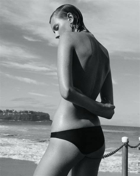 Mali Koopman Topless Photos TheFappening