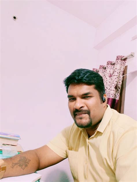 വീഴാൻ കൊതിയില്ലെങ്കിലും വീഴ്ത്താൻ ഏറെയുണ്ട് ആളുകൾ പോകാൻ വഴികൾ ഇനി ഏറെ