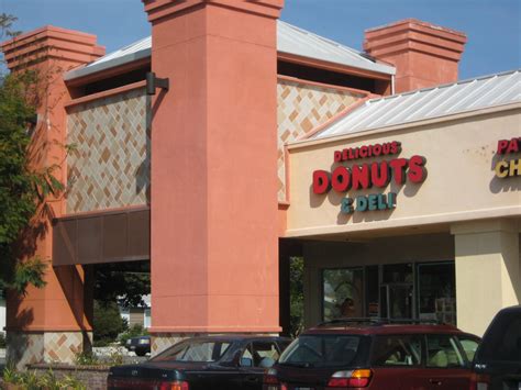 Delicious Donuts And Deli Campbell California