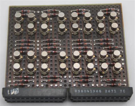 A Look At Ibm S Core Memory In The S Kilobytes Weighed Pounds