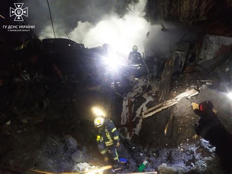 Обстріли Безлюдівської громади пожежі гасили 5 відділень Новини Харкова та України АТН