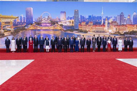 Ерөнхийлөгч У Хүрэлсүхийг БНХАУ ын дарга Ши Жиньпин угтлаа Dobu Mn