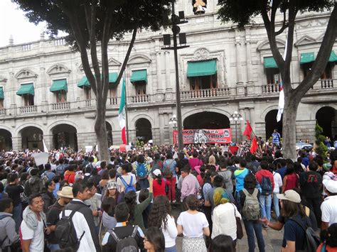 Consejo Democrático Magisterial Poblano La marcha en Puebla este de octubre por los