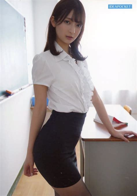 駿河屋 【アダルト】 さくらわかなdvd「パンストマニアの標的になった太もも美脚女教師 美脚すらり まんまる美尻 狂気的ストーカーの