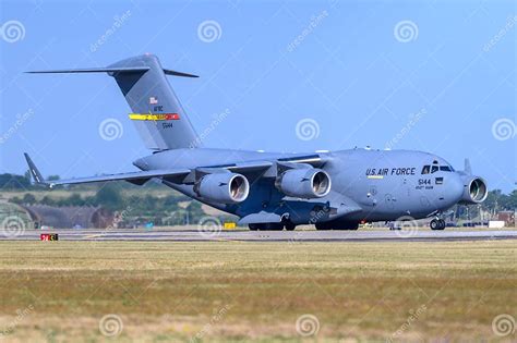 Us Air Force C 17 Globemaster Aircraft Editorial Photography Image Of