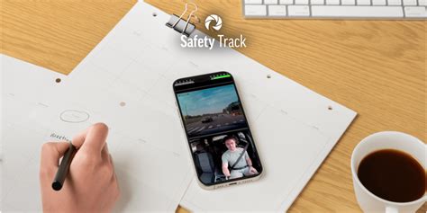 Maximizing Fleet Efficiency With A Mobile Fleet App Safety Track