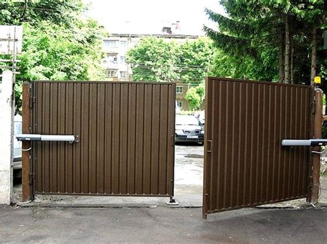 Комплектующие для распашных ворот: выбор оптимального решения