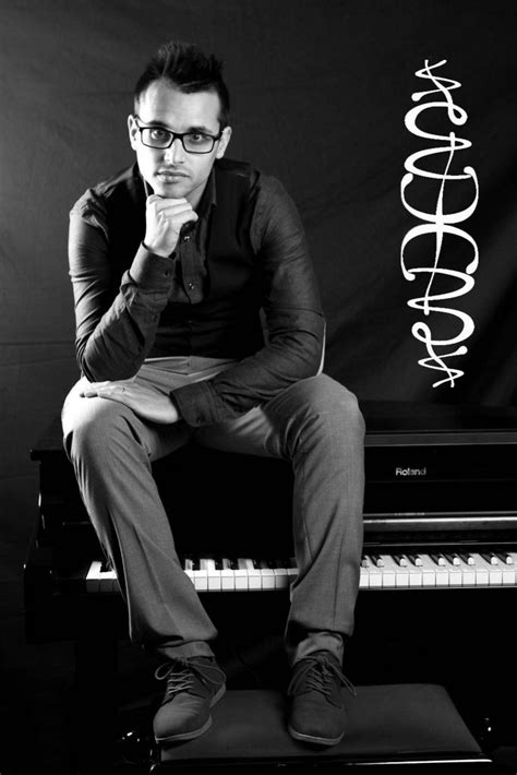 Tiago Pires Academia De Música Tiago Pires