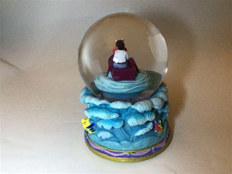 Disney The Little Mermaid Ariel Musical Motion Waterglobe Snowglobe By