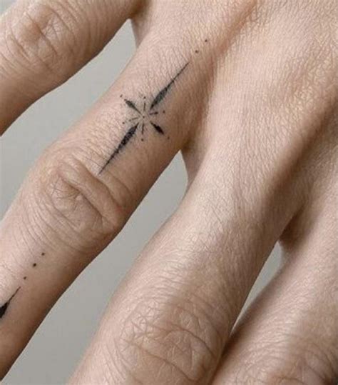 طرح تاتو ستاره بهترین طرح تتو و خالکوبی ستاره روی دست، گردن و پا