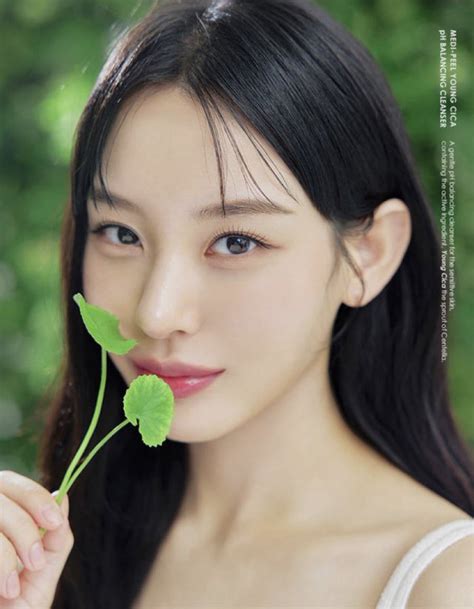 저 여자 연락 답장하기 귀찮다고 엉엉 울고싶다 저 여자한테 댄스과외 받으면서 어렵다고 흐느껴 울고싶다 저 여자랑 맨날 한식탁에
