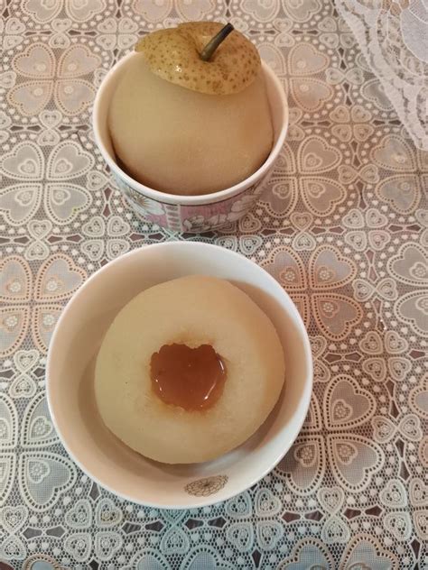 【川贝冰糖蒸雪梨的做法步骤图，怎么做好吃】好奶奶 Cj下厨房