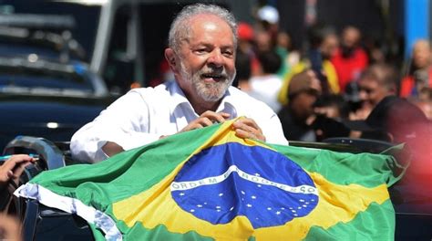 Présidentielle au Brésil Luiz Inácio Lula da Silva élu à la tête du