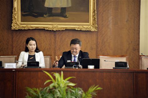 Сонгуулийн хуулийн зарим заалтыг хүчингүй болгоно