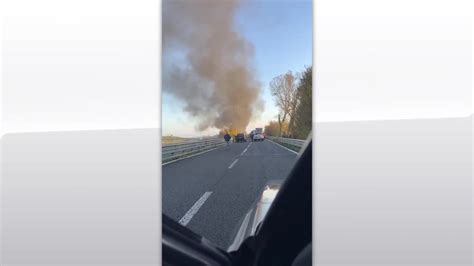 Sardegna Assalto A Portavalori Con Sparatoria Feriti Video Sky