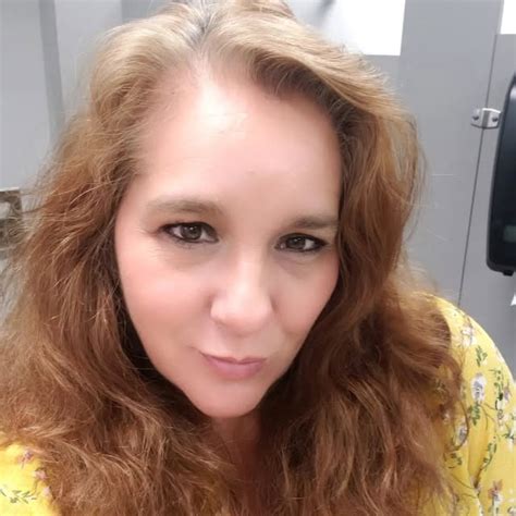 Czechy Diana Laska0105 • Threads Say More