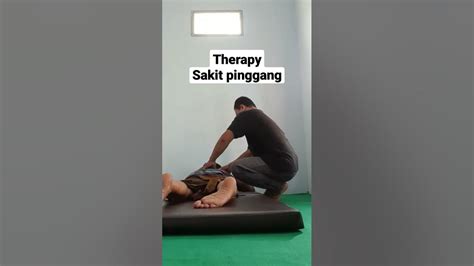 pijat sakit pinggang#pijatsakitpinggang#shorts - YouTube