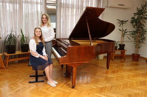 Школа за основно и средње музичко образовање Стеван Мокрањац Музичка школа Стеван Мокрањац