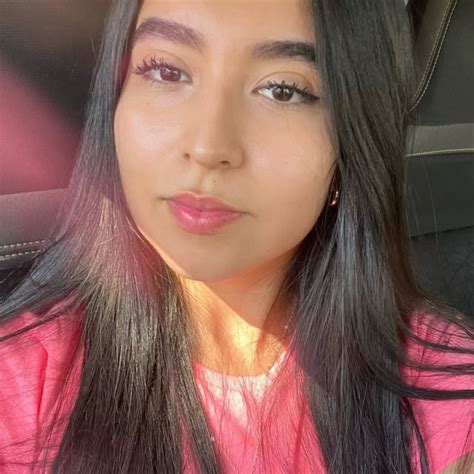 Luci Ribe Threads Say More