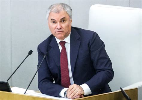 Володин рассказал чем отличаются политики от государственников