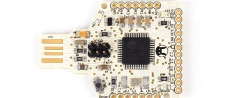 un stick arduino bluetooth intégré