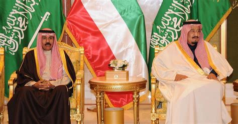 الثانية خلال أيام الملك سلمان يبعث برسالة لأمير الكويت الخليج أونلاين