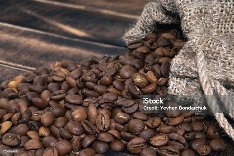 커피 작물 배경과 질감을 위한 커피 원두의 근접 촬영 커피 콩 배경입니다 Robusta Coffee Crop에 대한 스톡