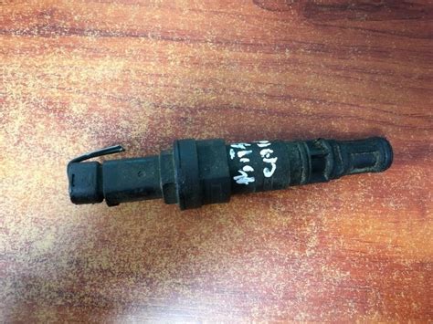 mr329500 n/a Speedometer Sensor (Vehicle Speed Sensor) Mitsubishi ...