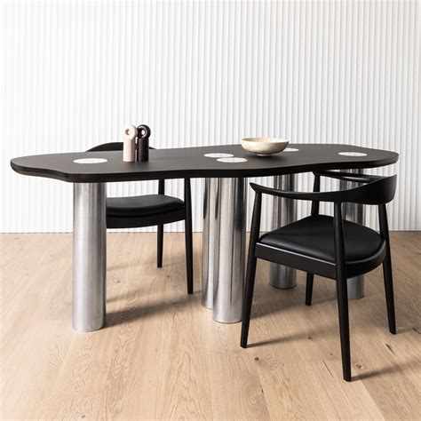 Blob Bollard Dining Table Made Of Tomorrow