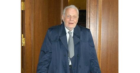 Почина бившият министър на земеделието Васил Чичибаба