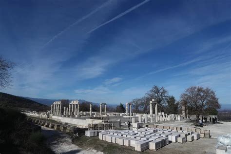 Aigai Impressive Photos Of The Restored Palace Where Alexander The