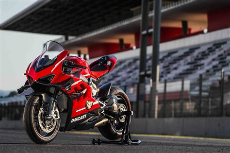 Ducati Superleggera V Ducati Superleggera V Wallpapers Ducati