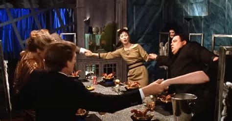 Amazing Behind The Scene Pics From Beetlejuice Bee Vrogue Co