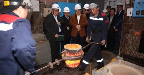 Ерөнхий сайд “Кыргызалтын” ХК ийн цэвэршүүлэх алтны хүдрийн үйлдвэртэй танилцав