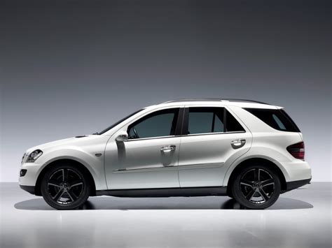 Mercedes Benz M Class Review And Photos