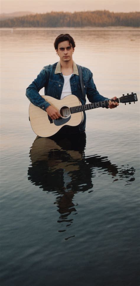 Noah Rinker Official Website