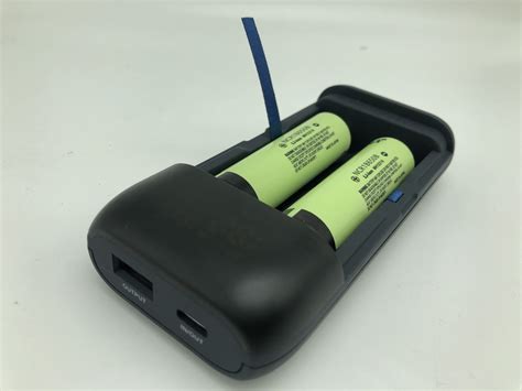 Solid State Battery Charger Neryepic
