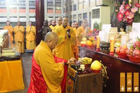 寒山寺举行第五届万人抄经回向功德法会 寒山寺