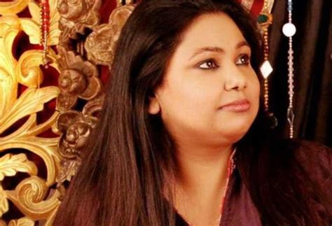 Story Of A Unwed Mother Nirusha Nikhat मैं बिन ब्याही माँ हूँ और खुश हूँ