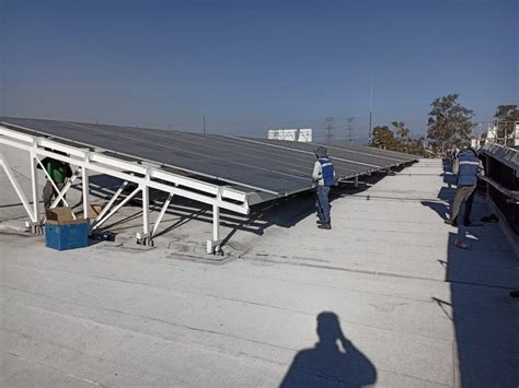 Prevee riesgos en tus paneles solares con una instalación correcta