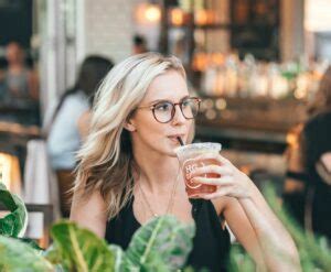 19 idées de sujets de conversation avec une fille