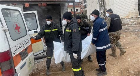 هنا لبنان الدفاع المدني انتشال ضحية في ميس الجبل