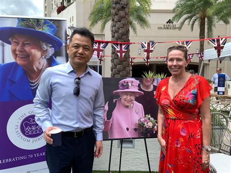 紀處長應邀參加英國駐邁阿密總領事館舉辦的慶祝英國女王登基70周年白金禧年慶祝活動 駐邁阿密台北經濟文化辦事處 Taipei