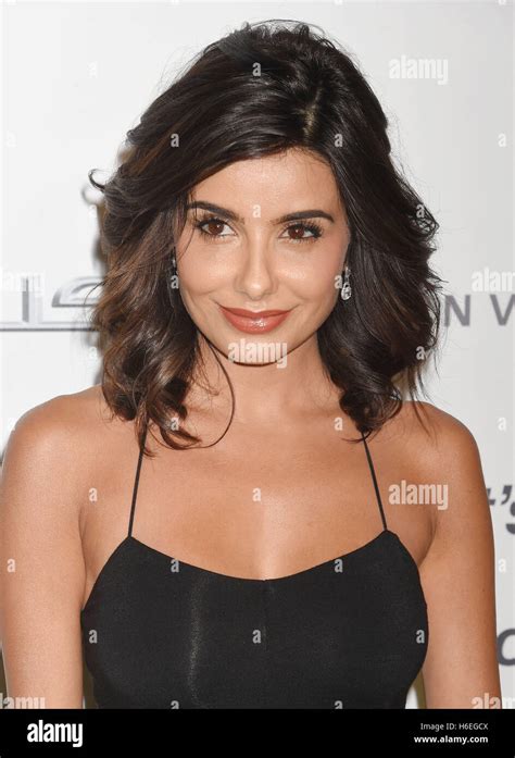 Mikaela Hoover Super