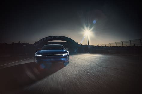 Lucid Air Sapphire 2023 Picture 11 Of 41